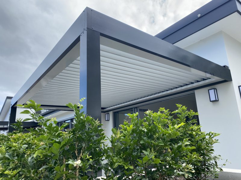 Opening Roof Systems Sydney - Louvre Roof System - Smartblade Pty Ltd