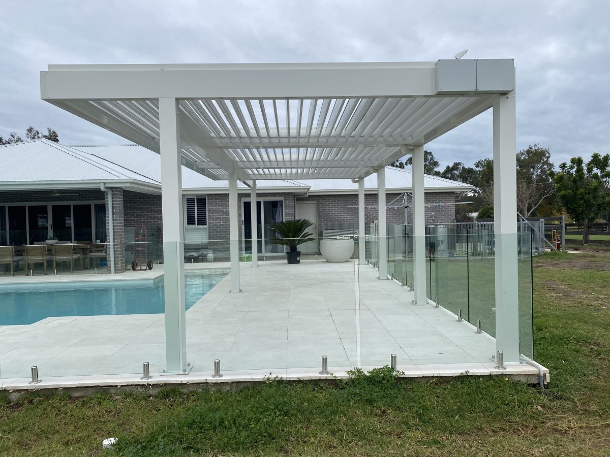 Opening Roof Systems Sydney - Louvre Roof System - Smartblade Pty Ltd